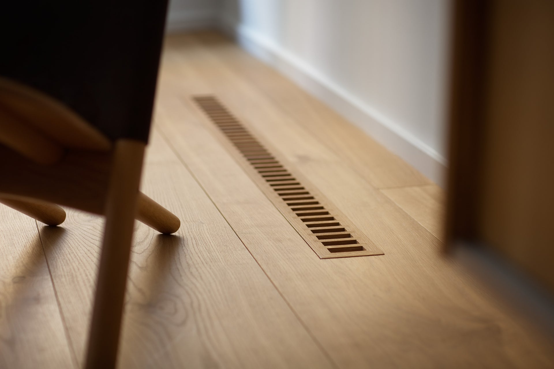 Flooring + –MADERA